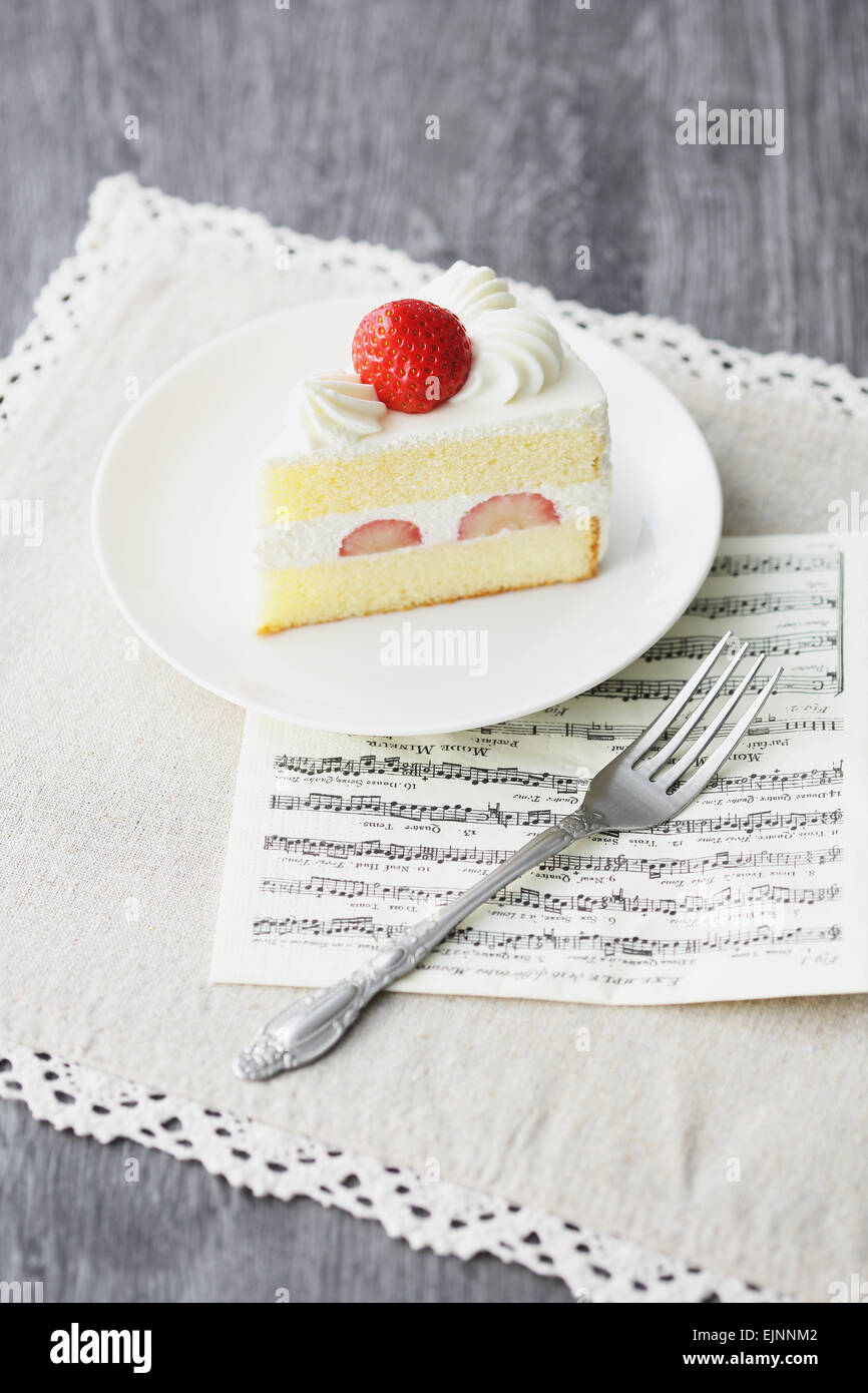 Red carpet cake hi-res stock photography and images - Alamy