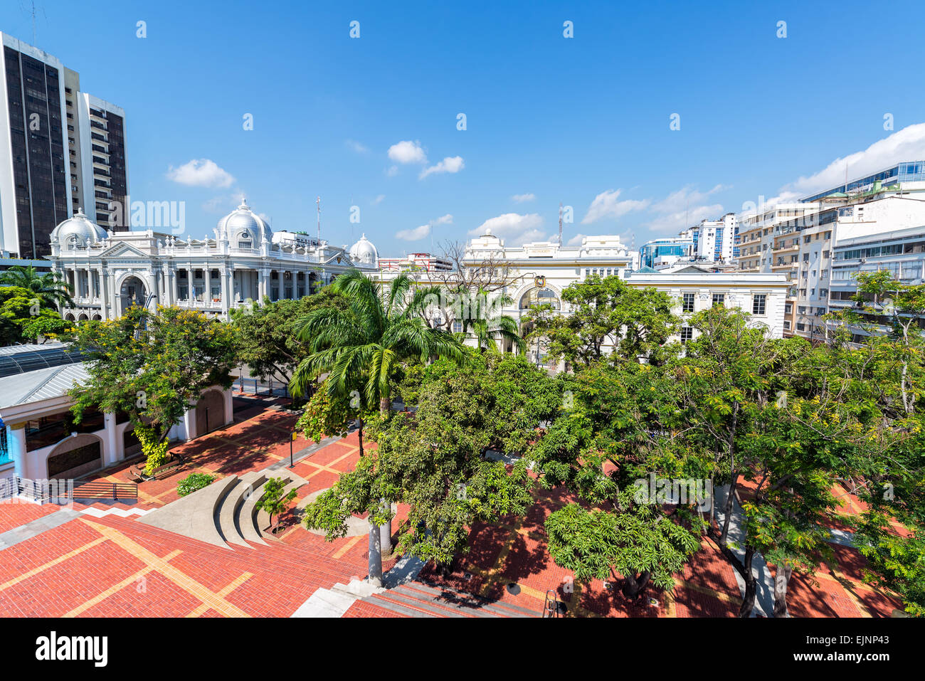 Guayaquil ecuador boardwalk hi-res stock photography and images - Alamy