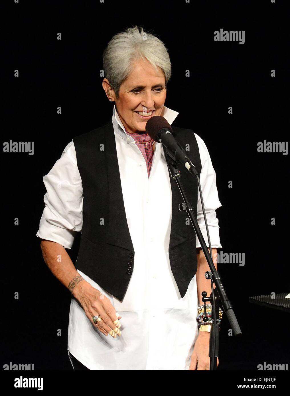 Joan baez american singer hi-res stock photography and images - Alamy