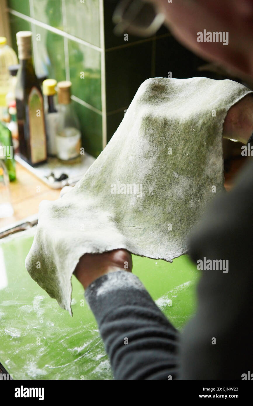 How to make fresh pasta hi-res stock photography and images - Alamy