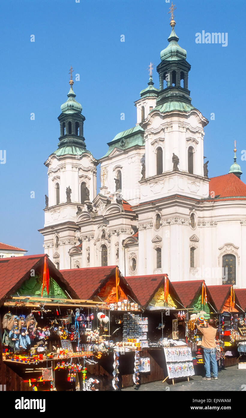 Market square with church hi-res stock photography and images - Alamy