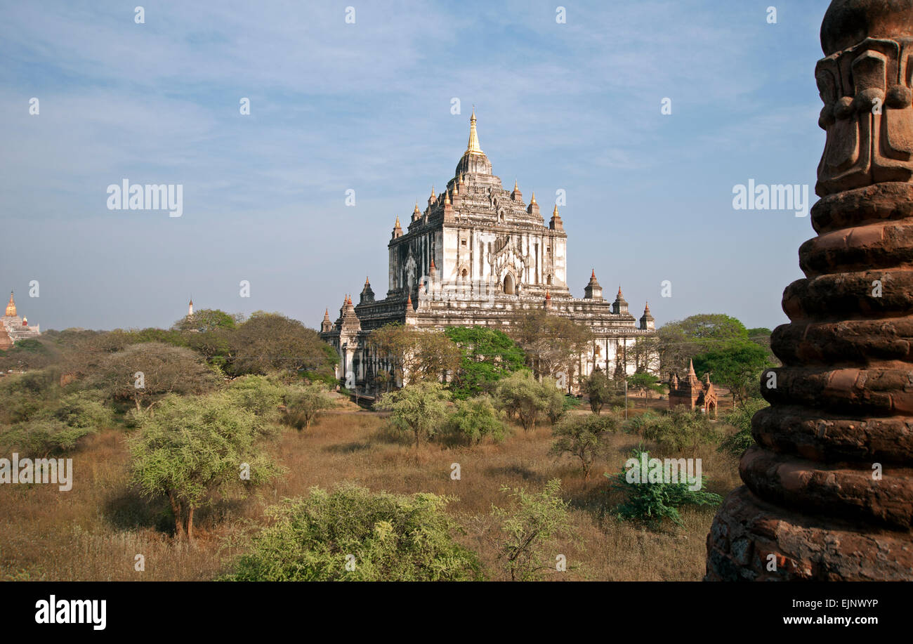 Very tall brick structures hi-res stock photography and images - Alamy