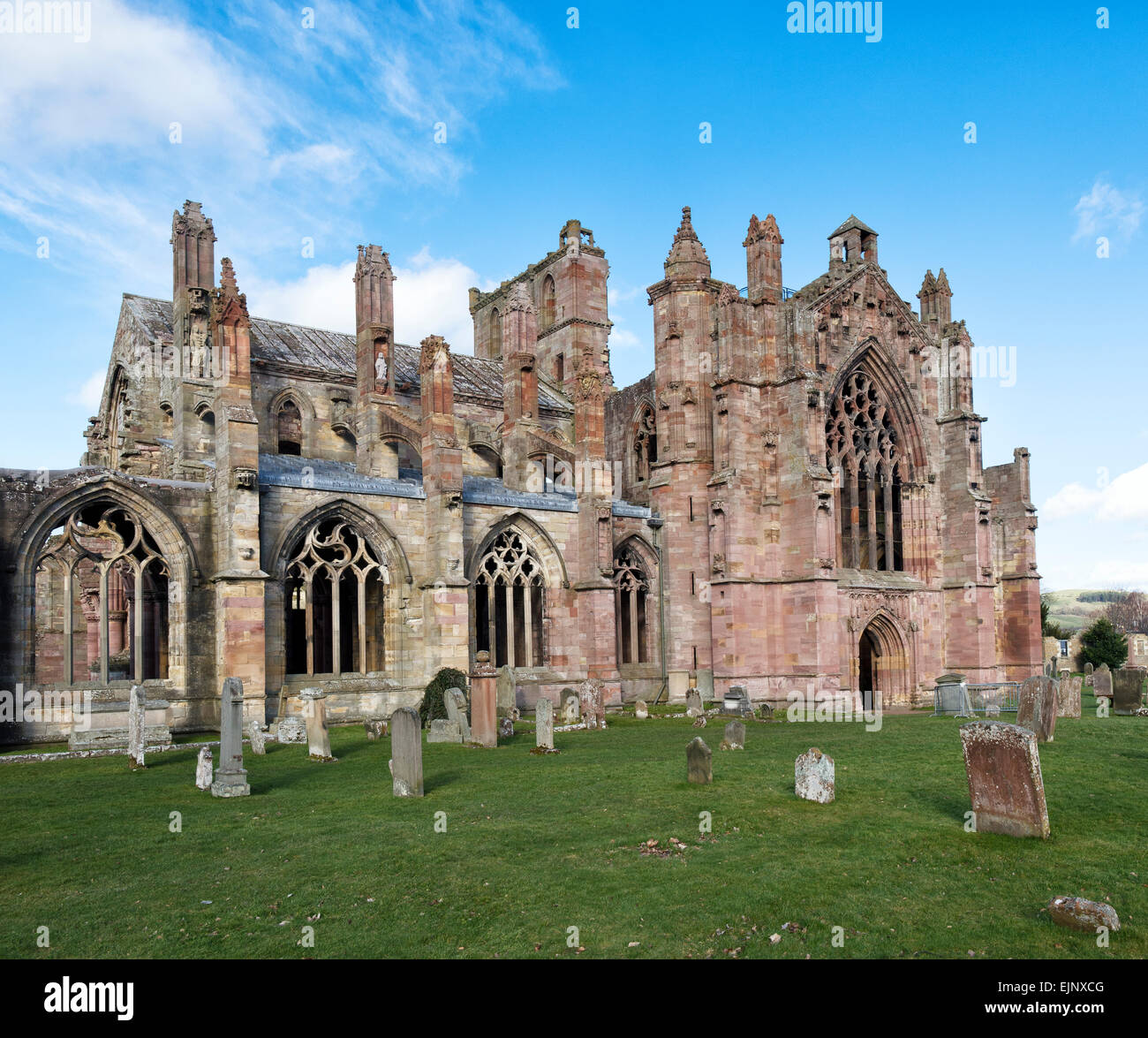 Melrose abbey scotland hi-res stock photography and images - Alamy