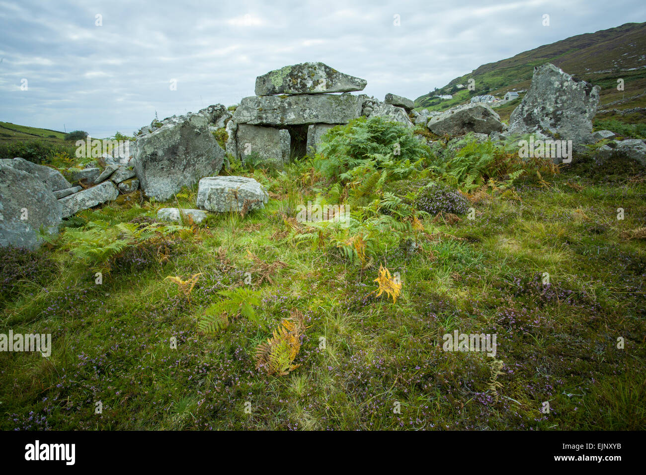 Megalith structure hi-res stock photography and images - Alamy