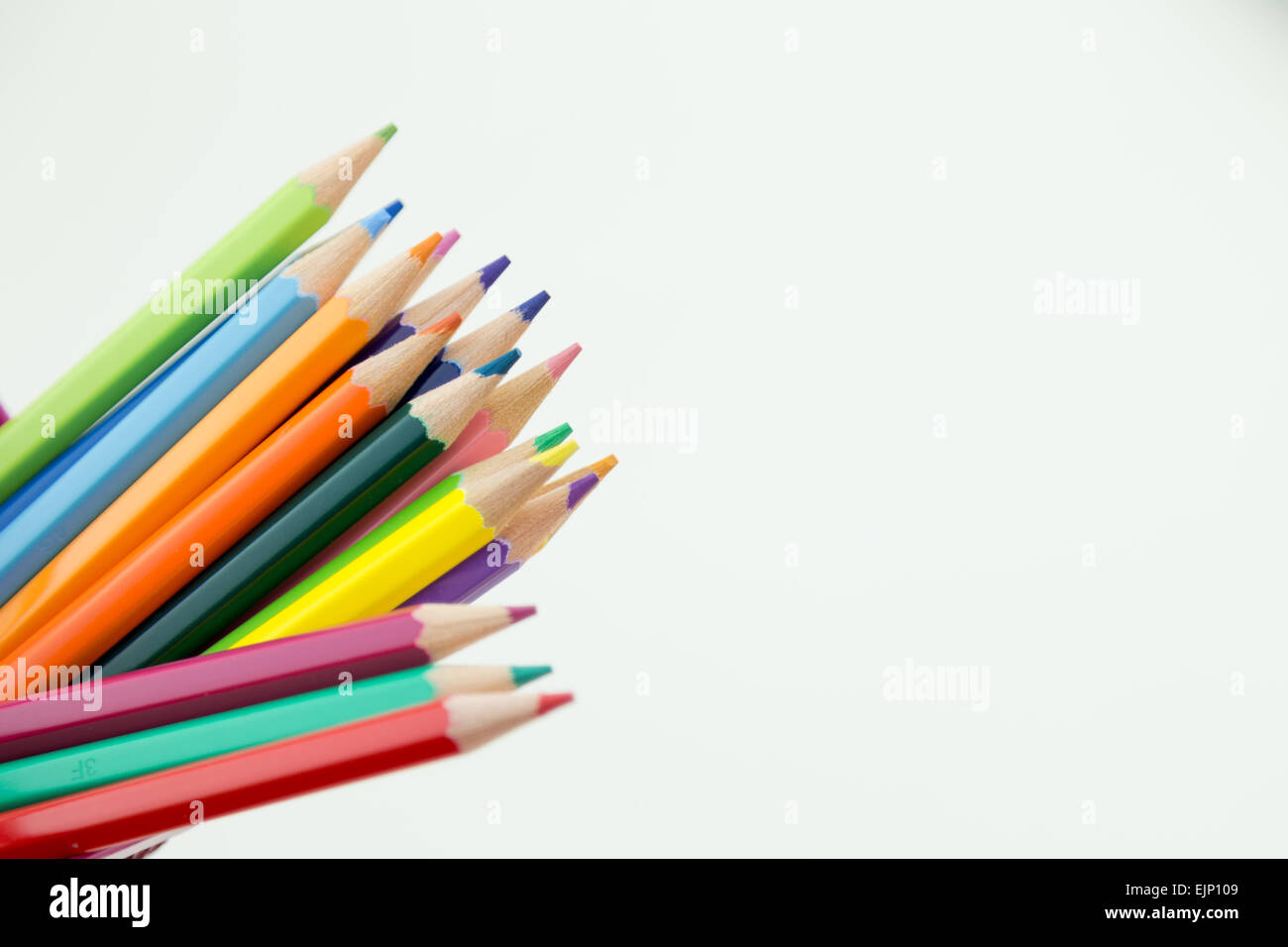 Crayons row hi-res stock photography and images - Alamy
