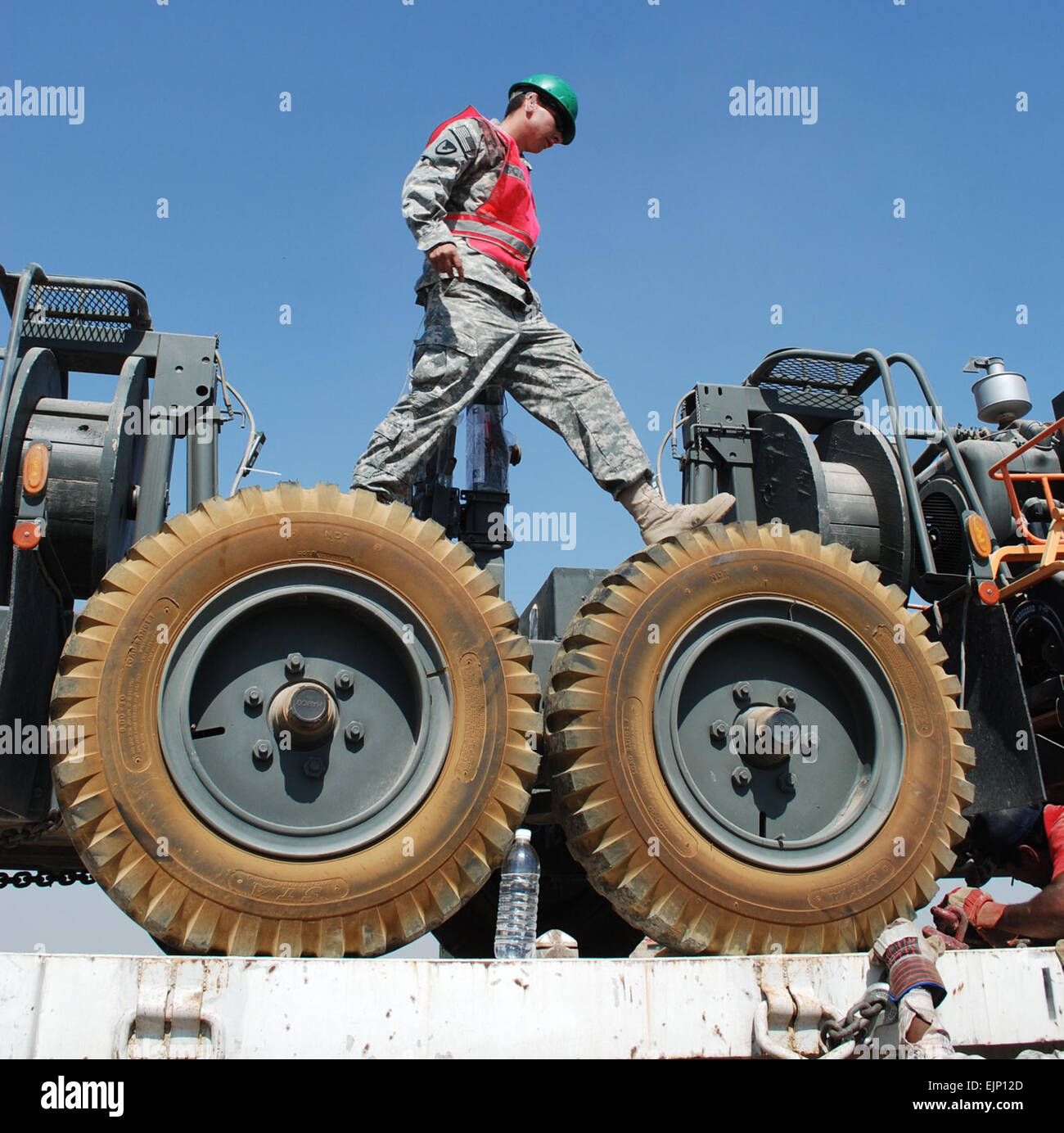 402nd hi-res stock photography and images - Alamy