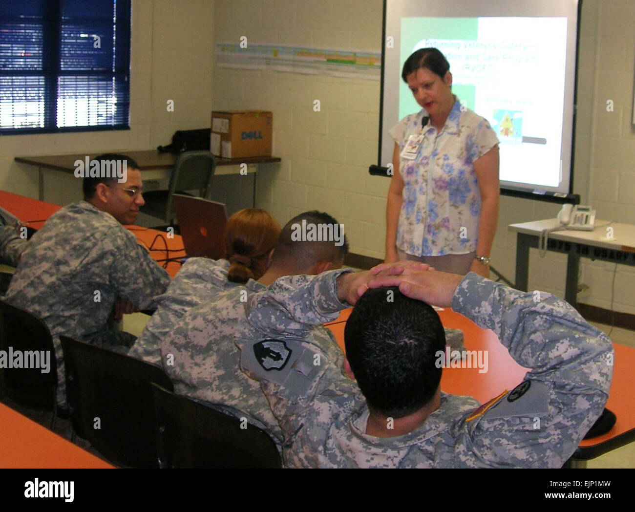 U s army reserve soldiers hi-res stock photography and images - Alamy