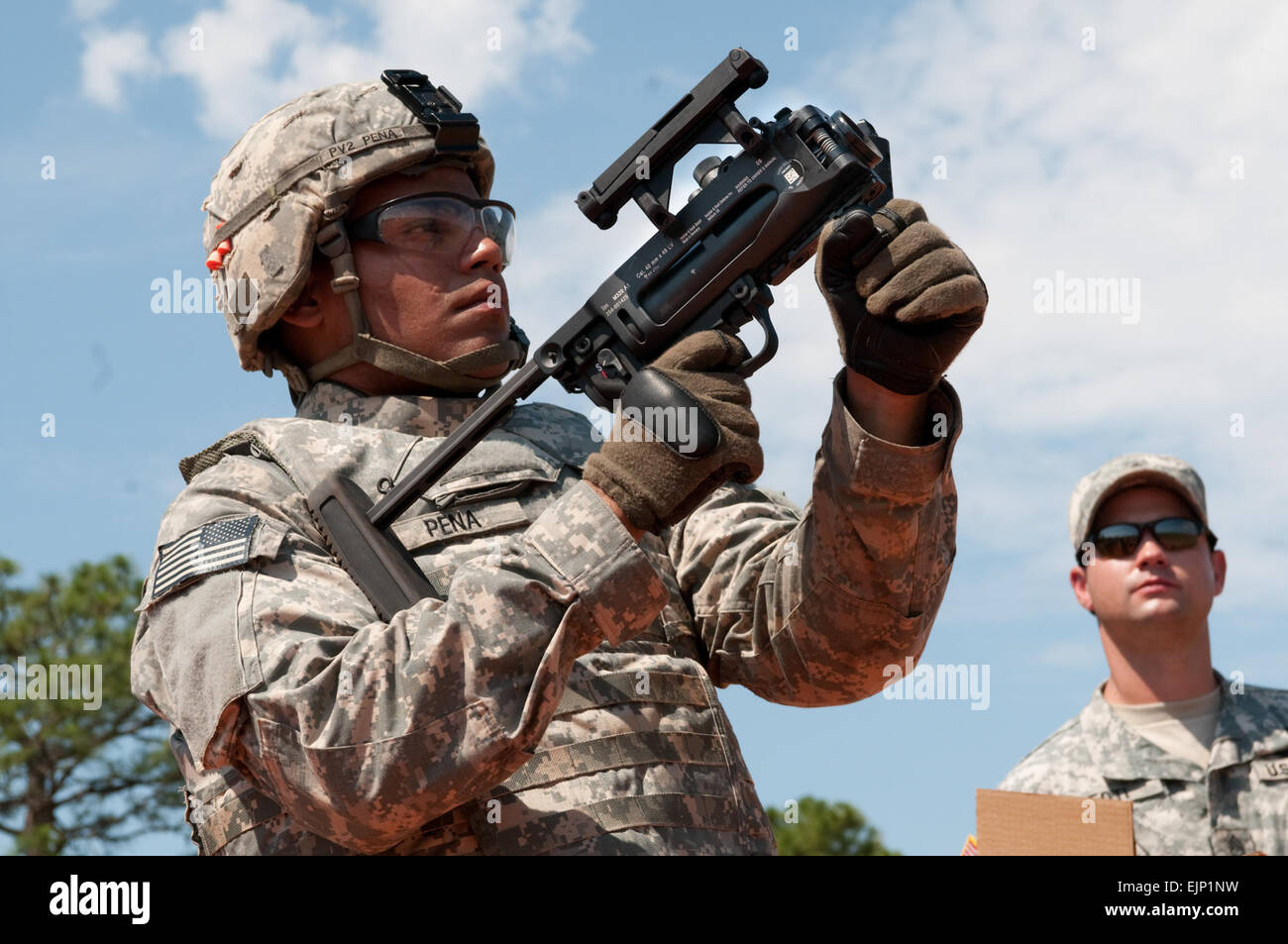 320 he grenade launcher hi-res stock photography and images - Alamy