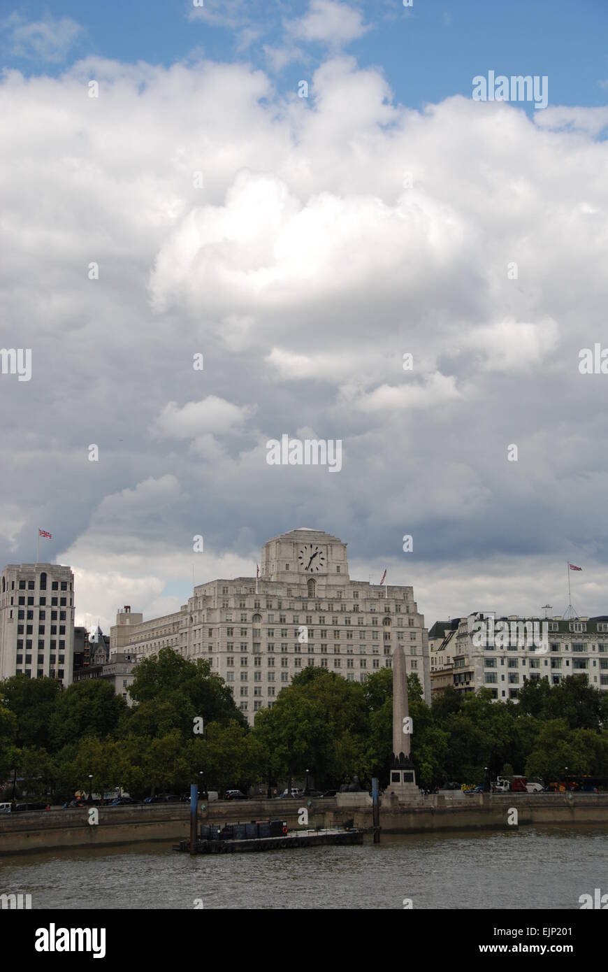 Shell mex house hi-res stock photography and images - Alamy