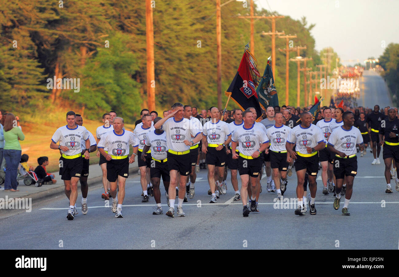 A sergeant of the 82nd airborne division hi-res stock photography and ...