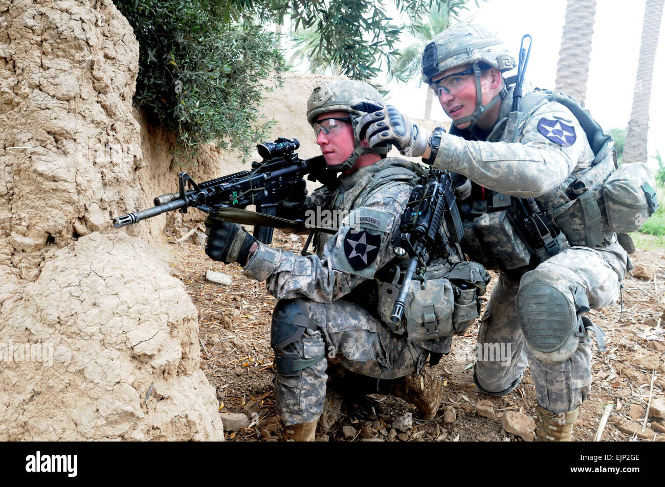 3rd platoon apache company hi-res stock photography and images - Alamy