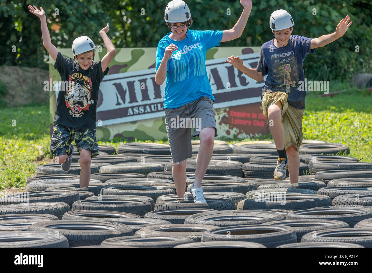 Assault course hi-res stock photography and images - Alamy