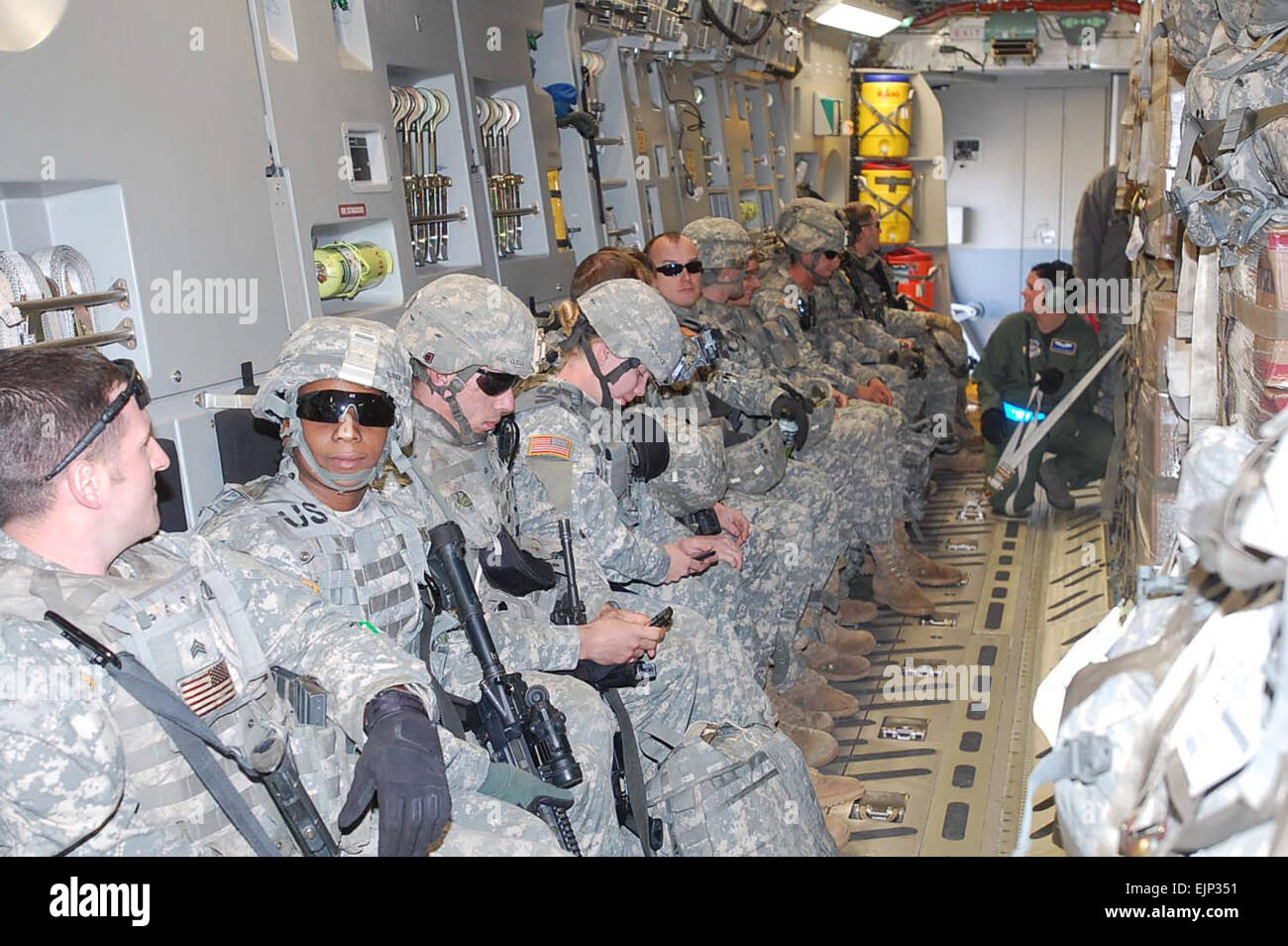 Paratroopers of Bravo Troop, 1-73 Cav, 2nd Brigade Combat team, 82nd ...