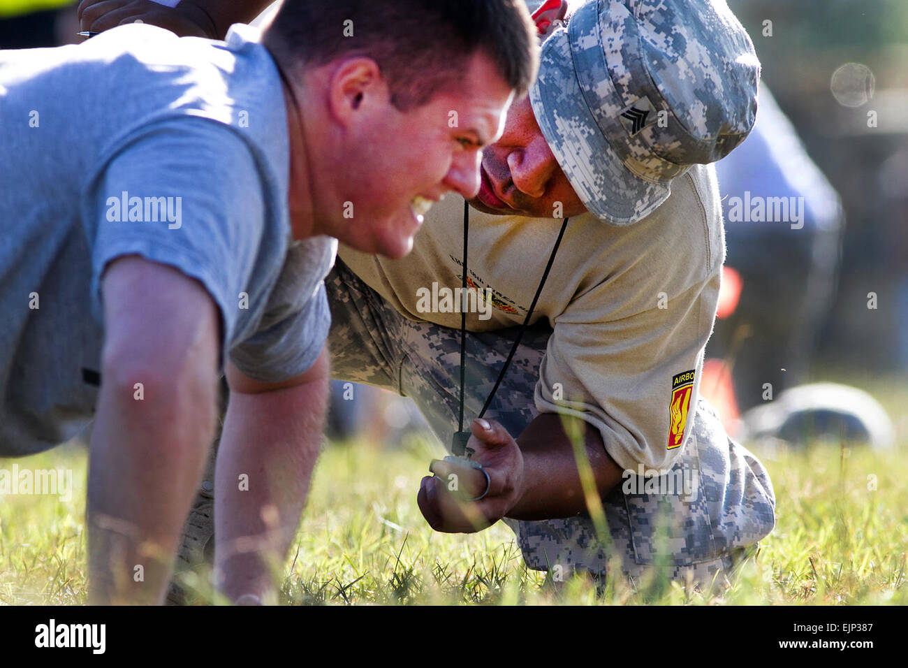Usa army physical fitness test hi-res stock photography and images - Alamy