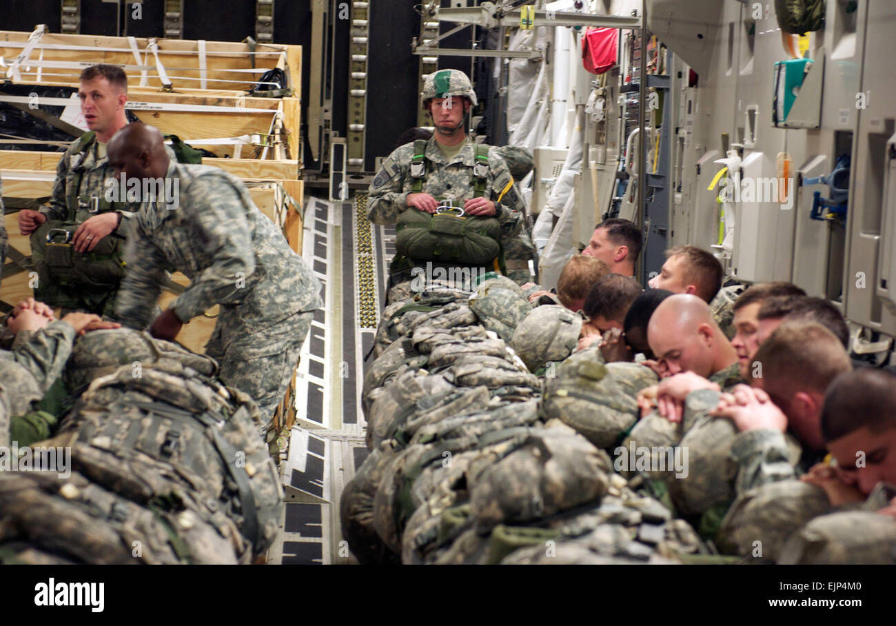 Lt. Col. David Gardner, commander of 2nd Battalion, 505th Parachute ...