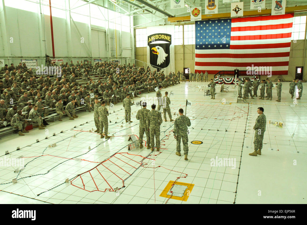 FORT CAMPBELL, Ky. -- Leaders from units of the 101st Airborne Division ...