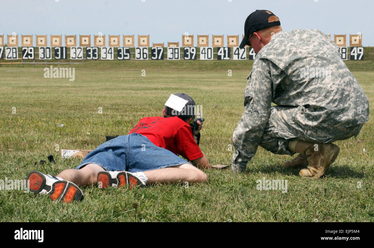 Nathan Baldwin, 14, concentrates on his target during live-fire ...