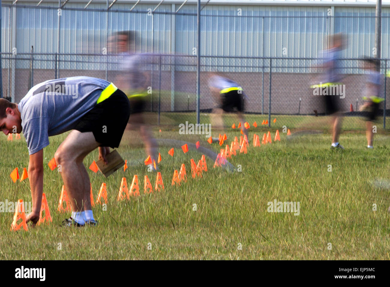 Shuttle run hi-res stock photography and images - Alamy