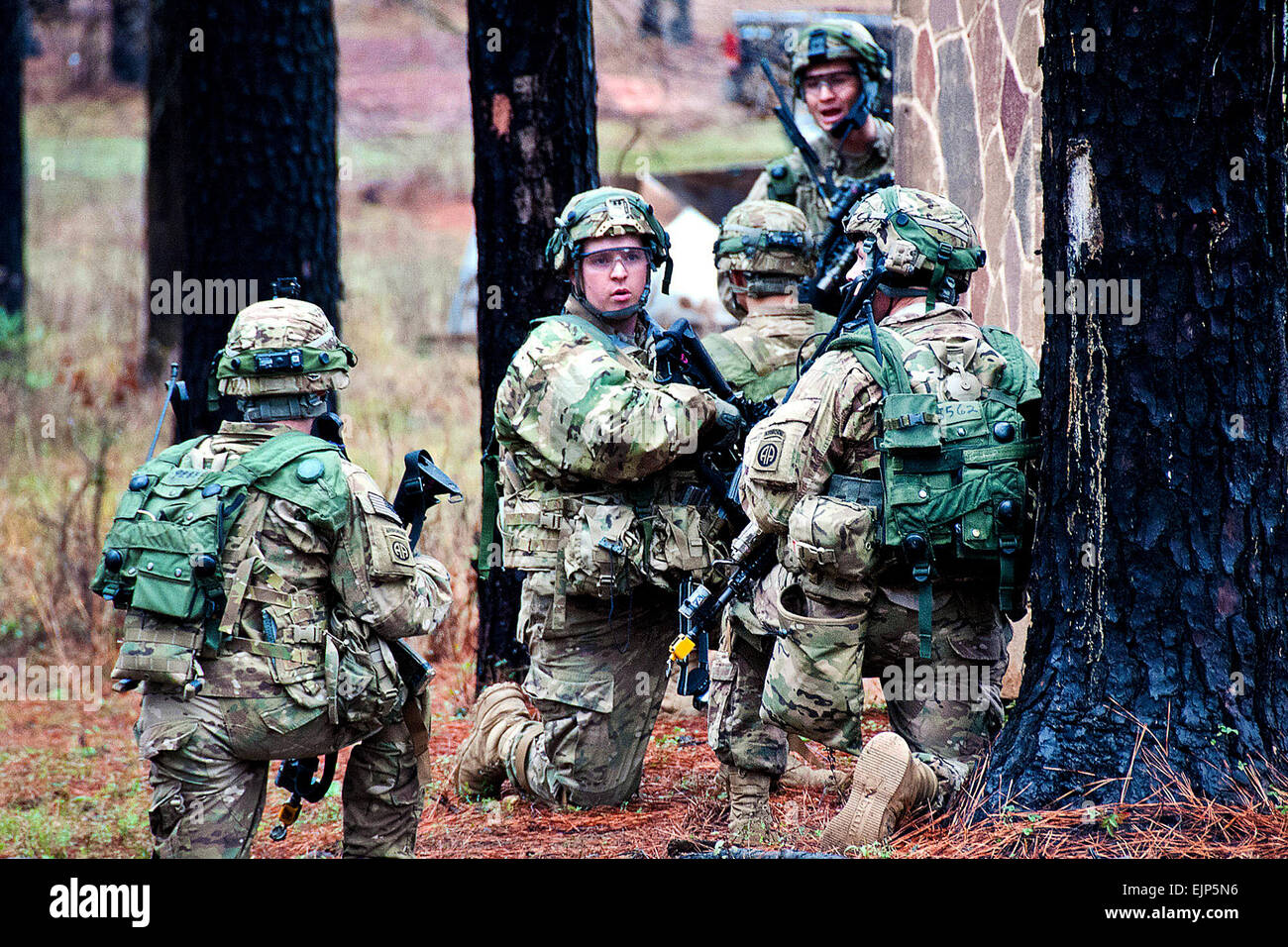Paratroopers with the 82nd Airborne Division’s 1st Brigade Combat Team ...