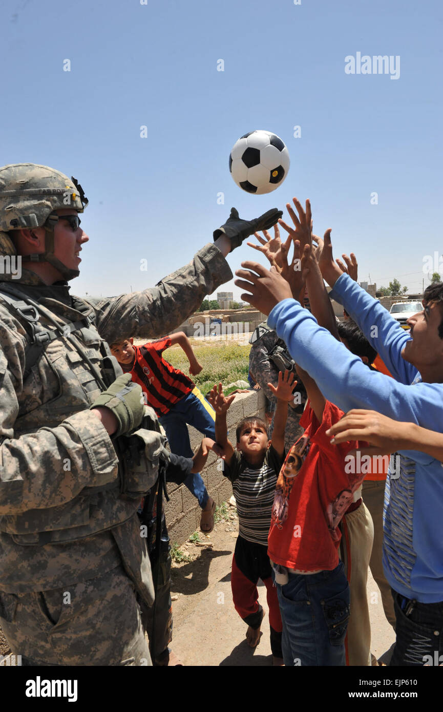 2nd battalion 8th cavalry regiment hi-res stock photography and images ...