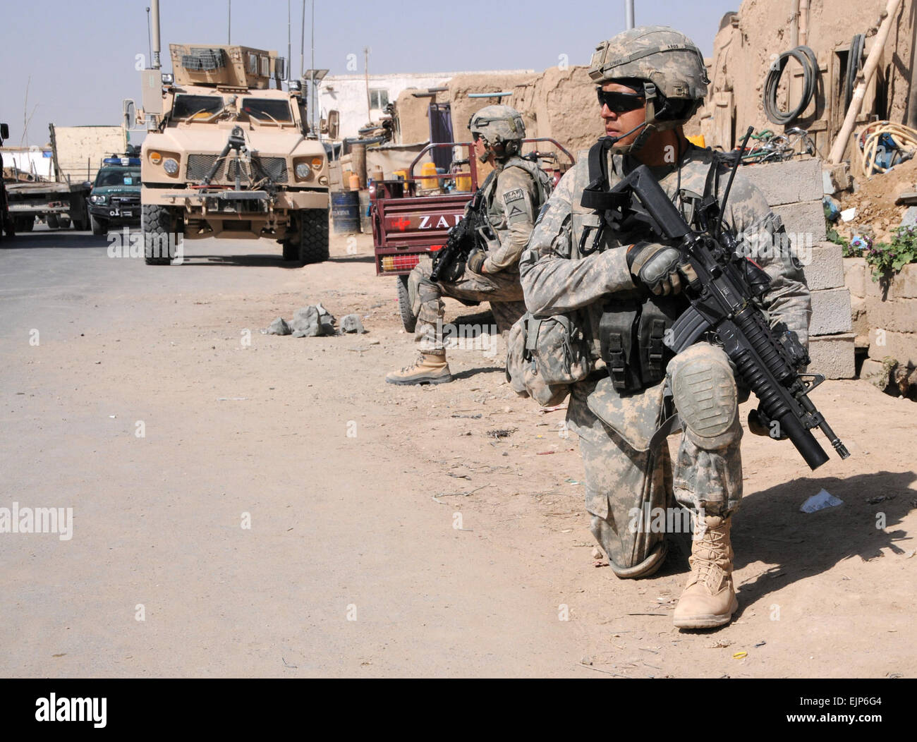 U.S. Army Sgt. Anthony Limon right and Sgt. Aaron Hestand, both from ...