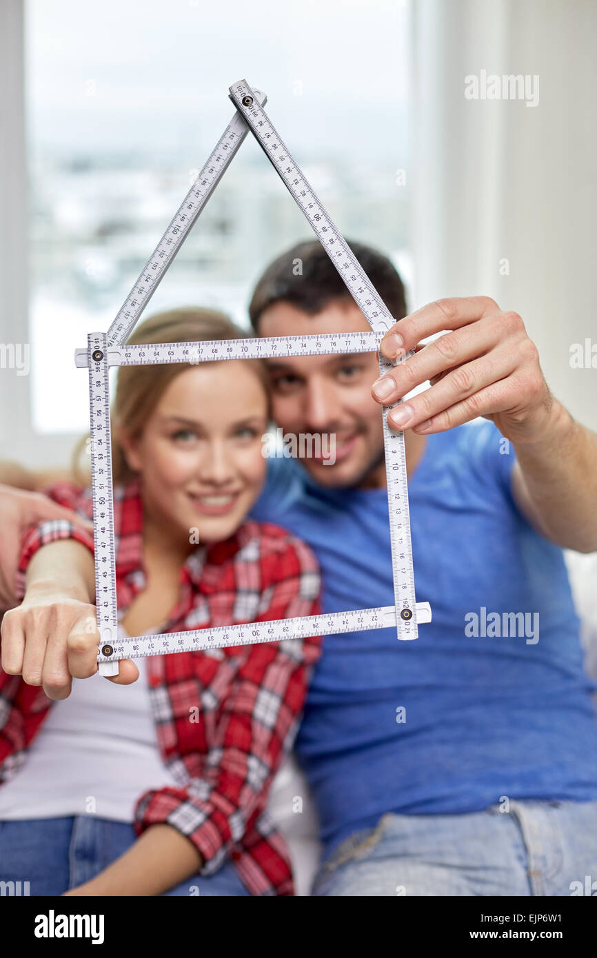 House shape hi-res stock photography and images - Alamy