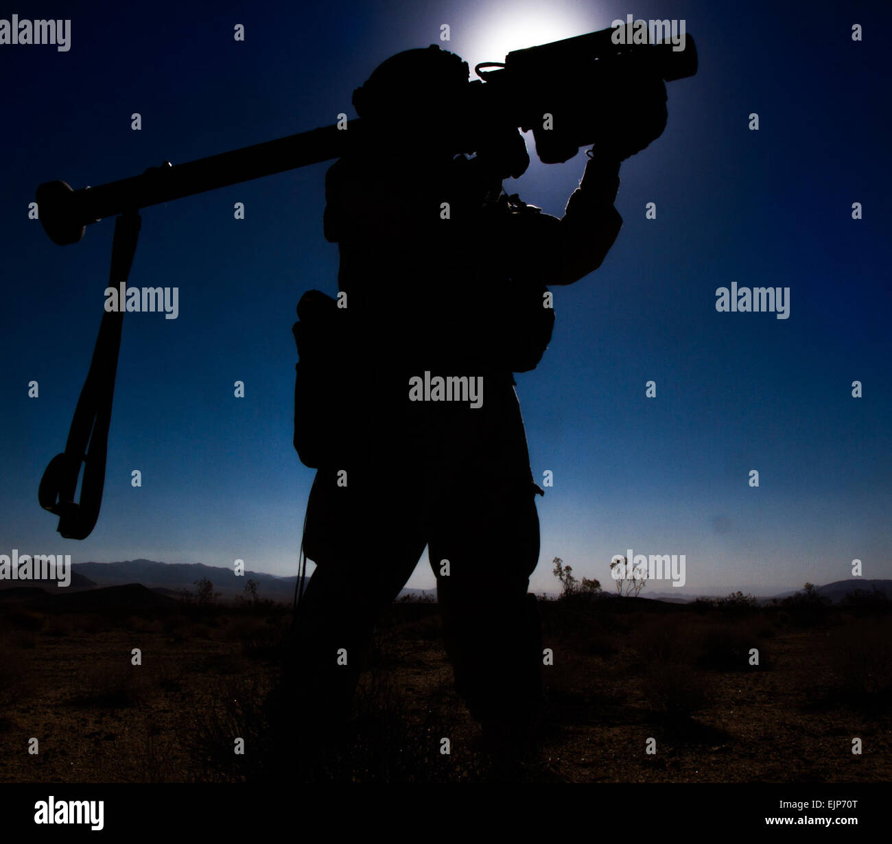 Stinger missile hi-res stock photography and images - Alamy