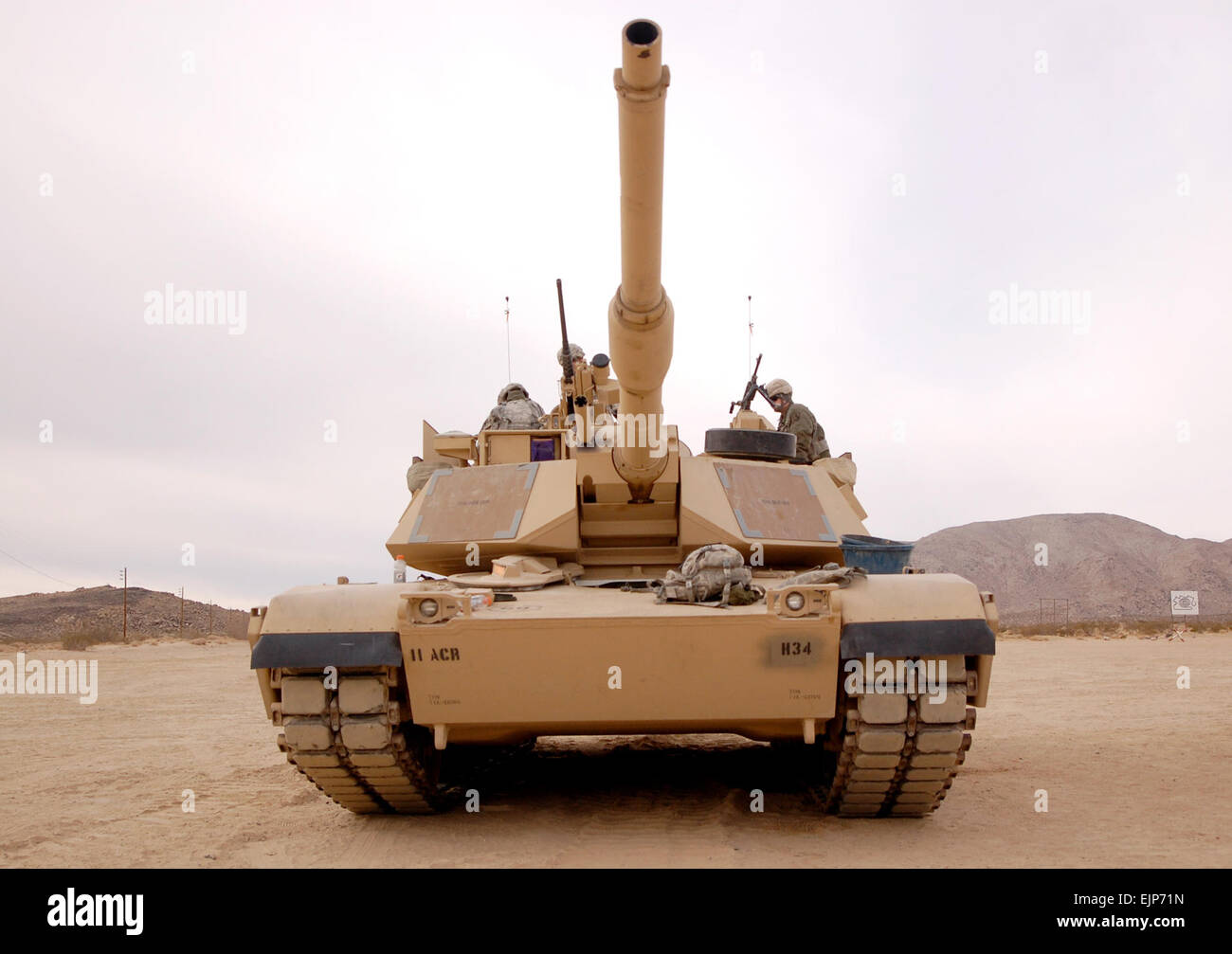 U.S. Soldiers from 2nd Squadron, 11th Armored Cavalry Regiment perform ...