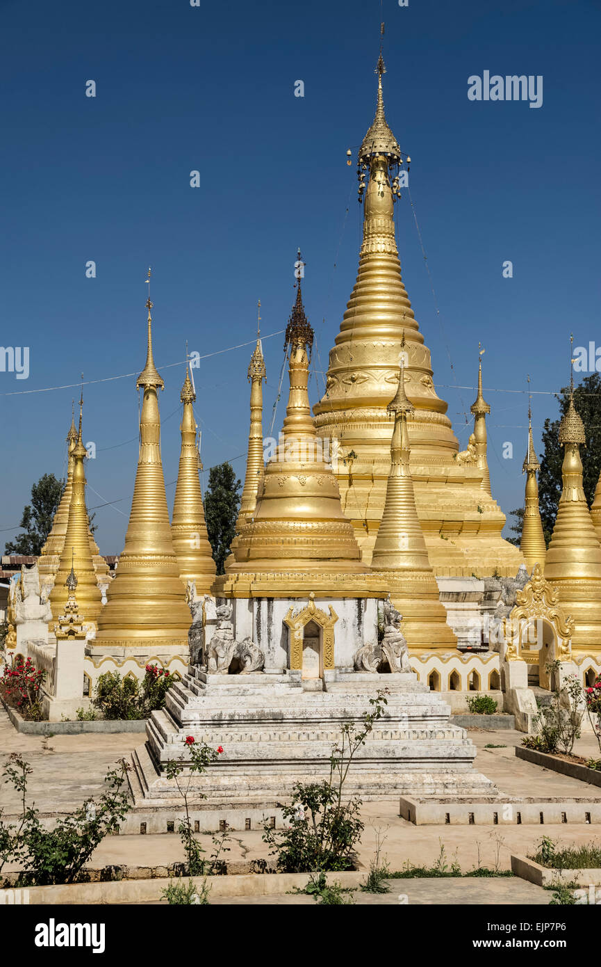 General scenic of Pagodas in Pindaya Town Stock Photo - Alamy