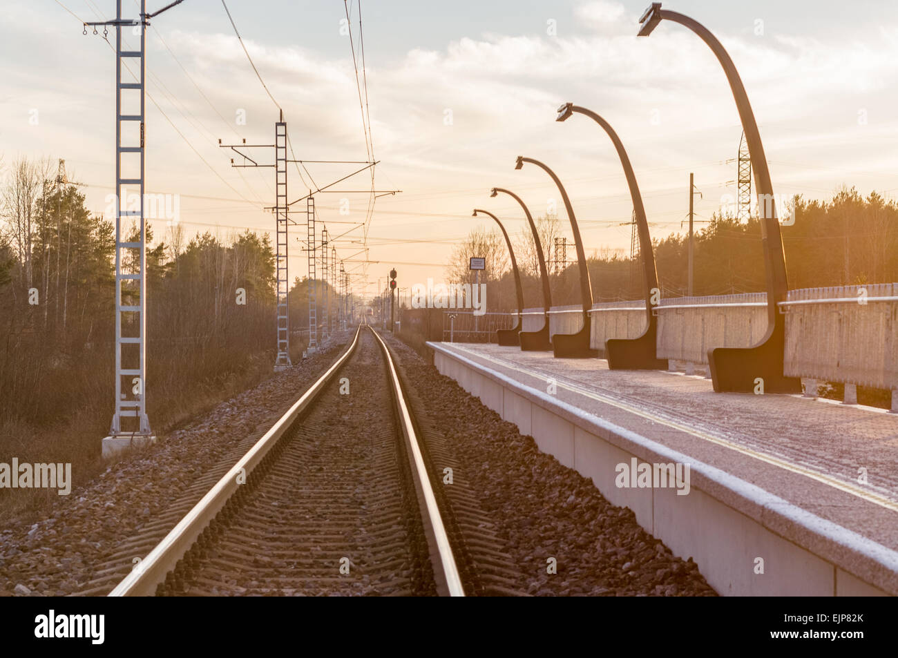 Small railroad crossing hi-res stock photography and images - Alamy