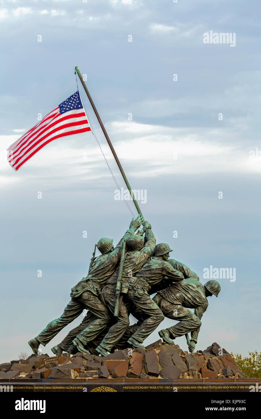 Statue of Iwo Jima U S Marine Corps Memorial, Arlington National ...