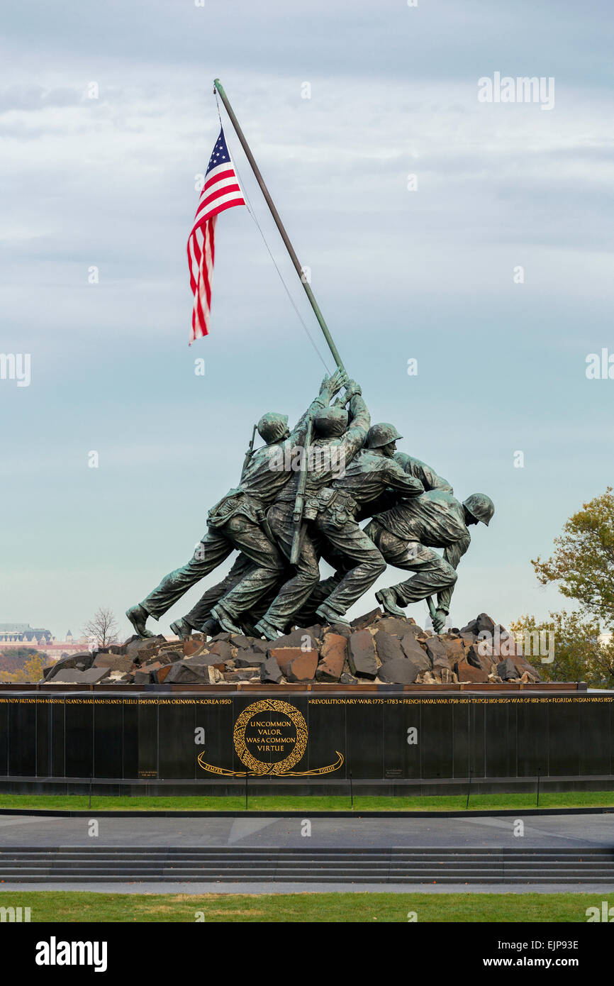 Statue of Iwo Jima U S Marine Corps Memorial, Arlington National ...