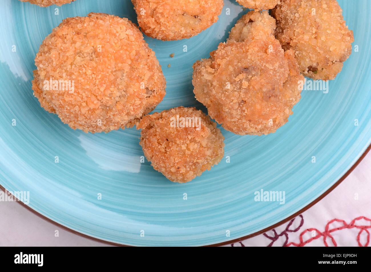 Red plate with meat hi-res stock photography and images - Alamy