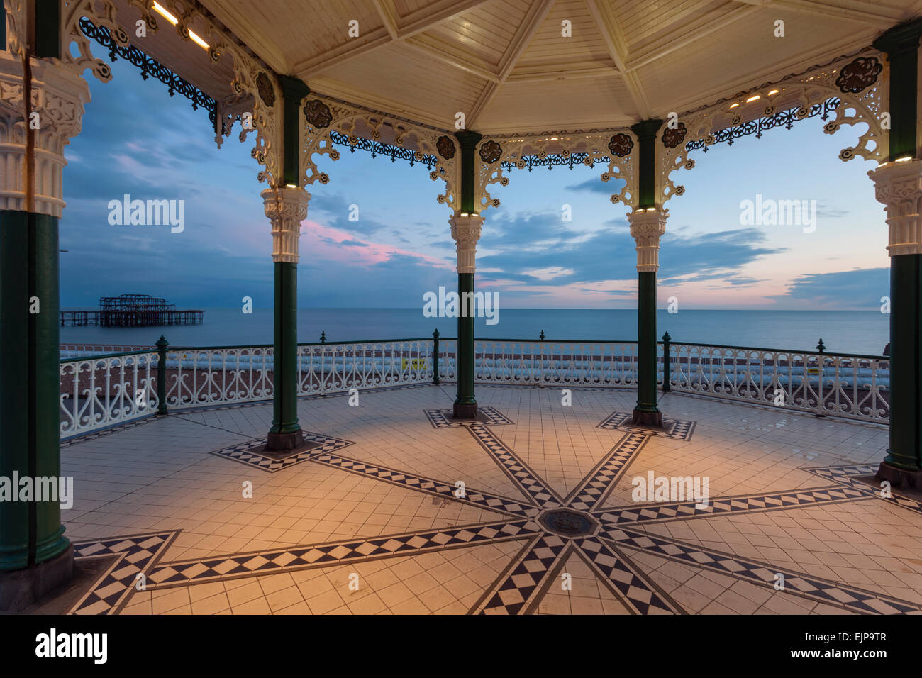 Hove bandstand hi-res stock photography and images - Alamy