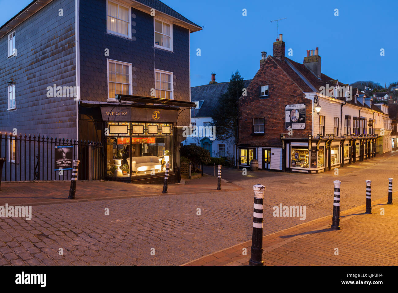 Evening on Cliffe High Street in Lewes, England Stock Photo - Alamy