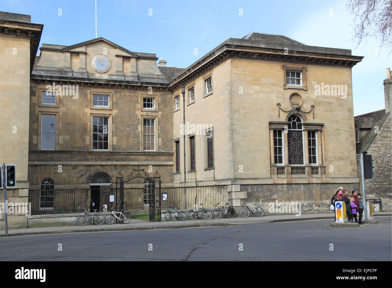 Worcester college entrance hi-res stock photography and images - Alamy Worcester college entrance hi-res stock photography and images - Alamy