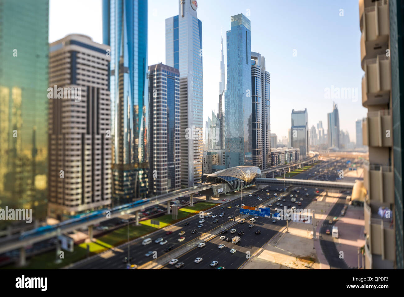 Dubai tall buildings hi-res stock photography and images - Alamy