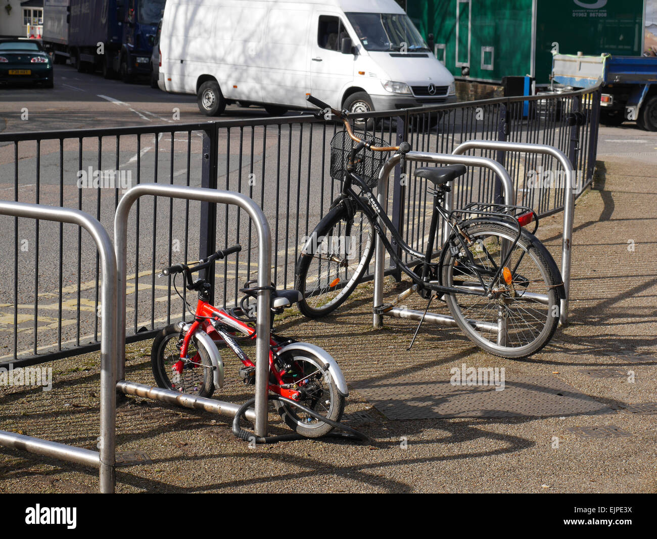 Bicycle bicycles cycle hi-res stock photography and images - Alamy