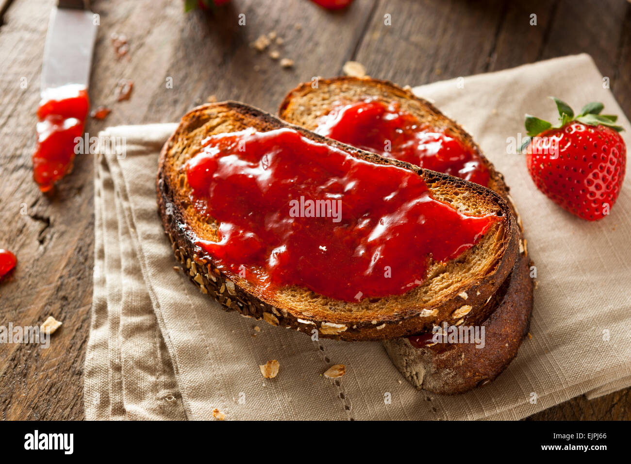 Whole grain toast jelly hi-res stock photography and images - Alamy