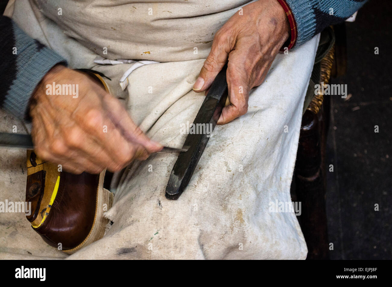 Shoemaker hi-res stock photography and images - Alamy