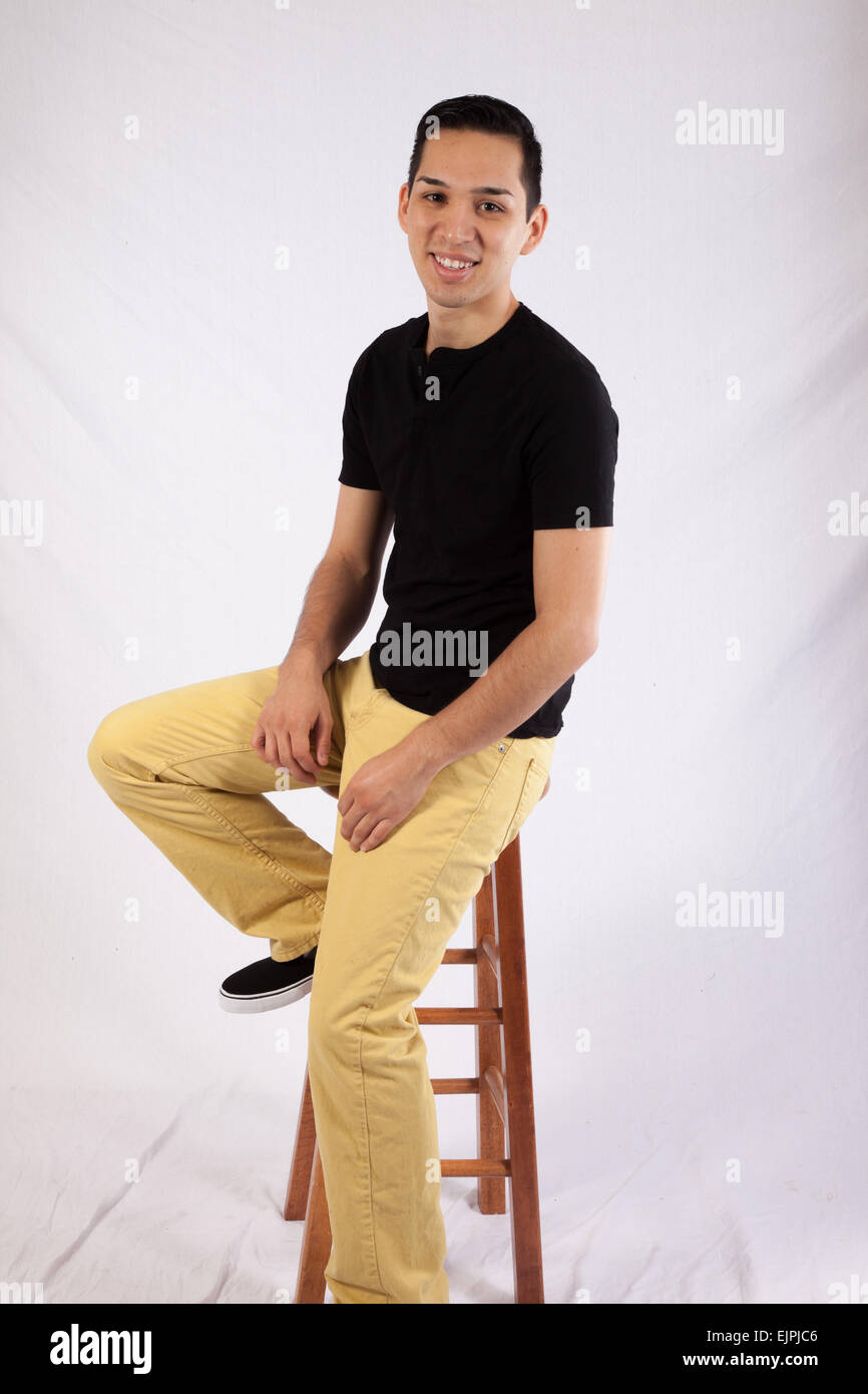 Handsome man black man hi-res stock photography and images - Alamy