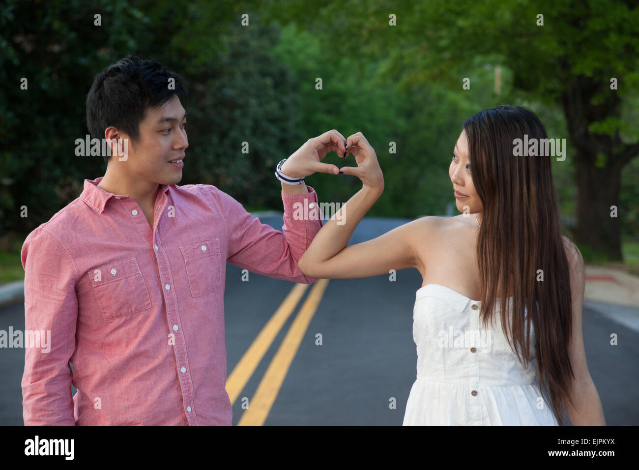 Fingers making a heart hi-res stock photography and images - Alamy