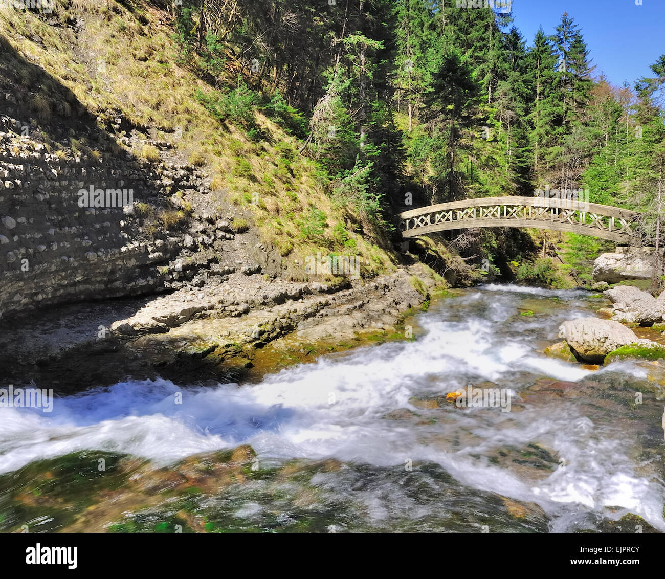 Bridge [river crossing] stream hi-res stock photography and images - Alamy
