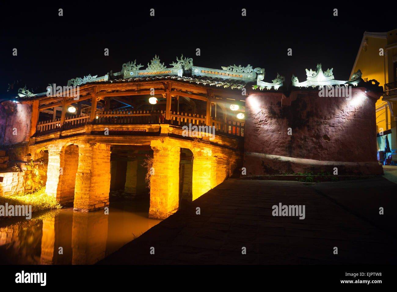 Old japanese bridge at night in Hoi An Stock Photo - Alamy