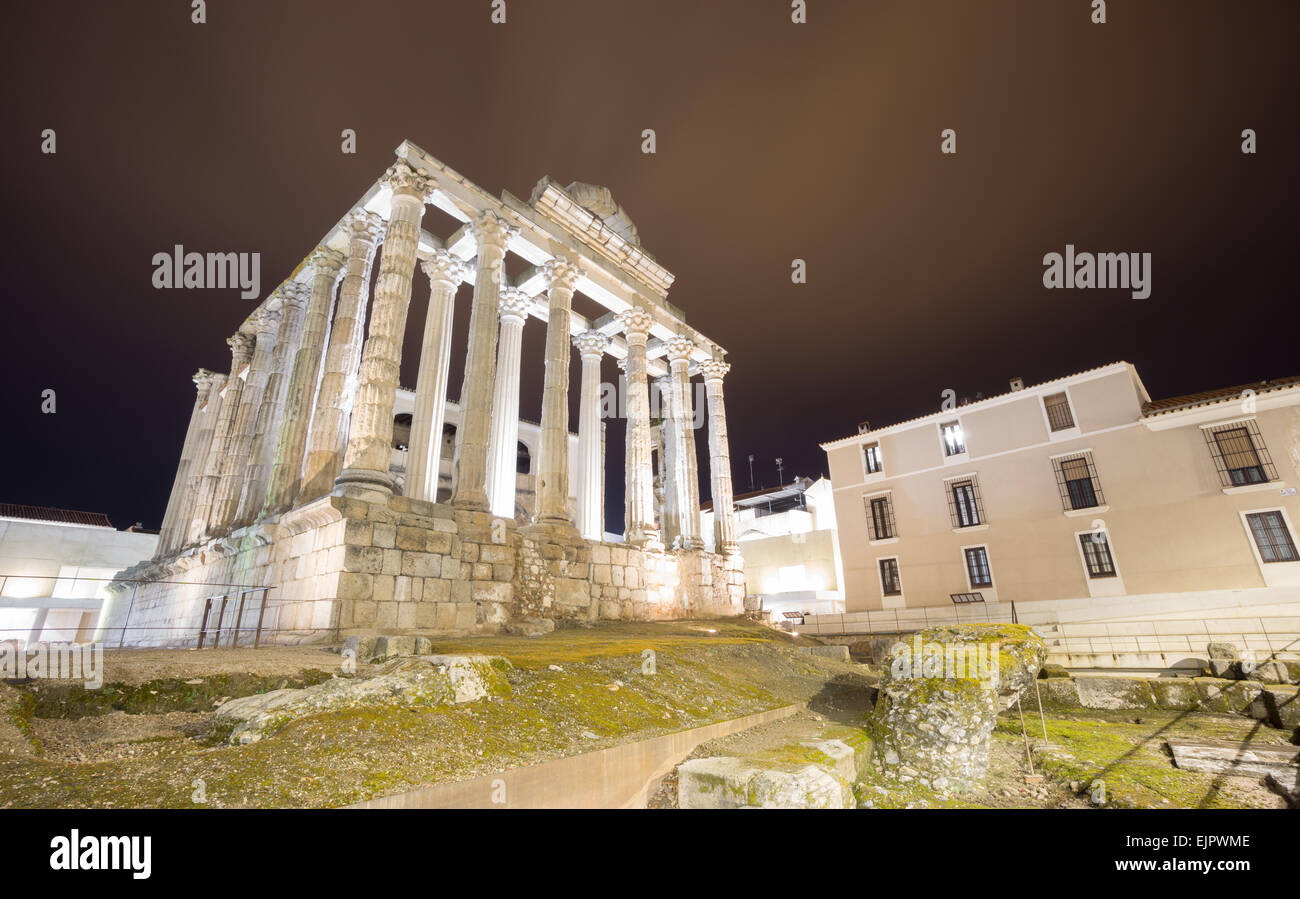 Night view of Temple of Diana in Merida, Spain Stock Photo - Alamy