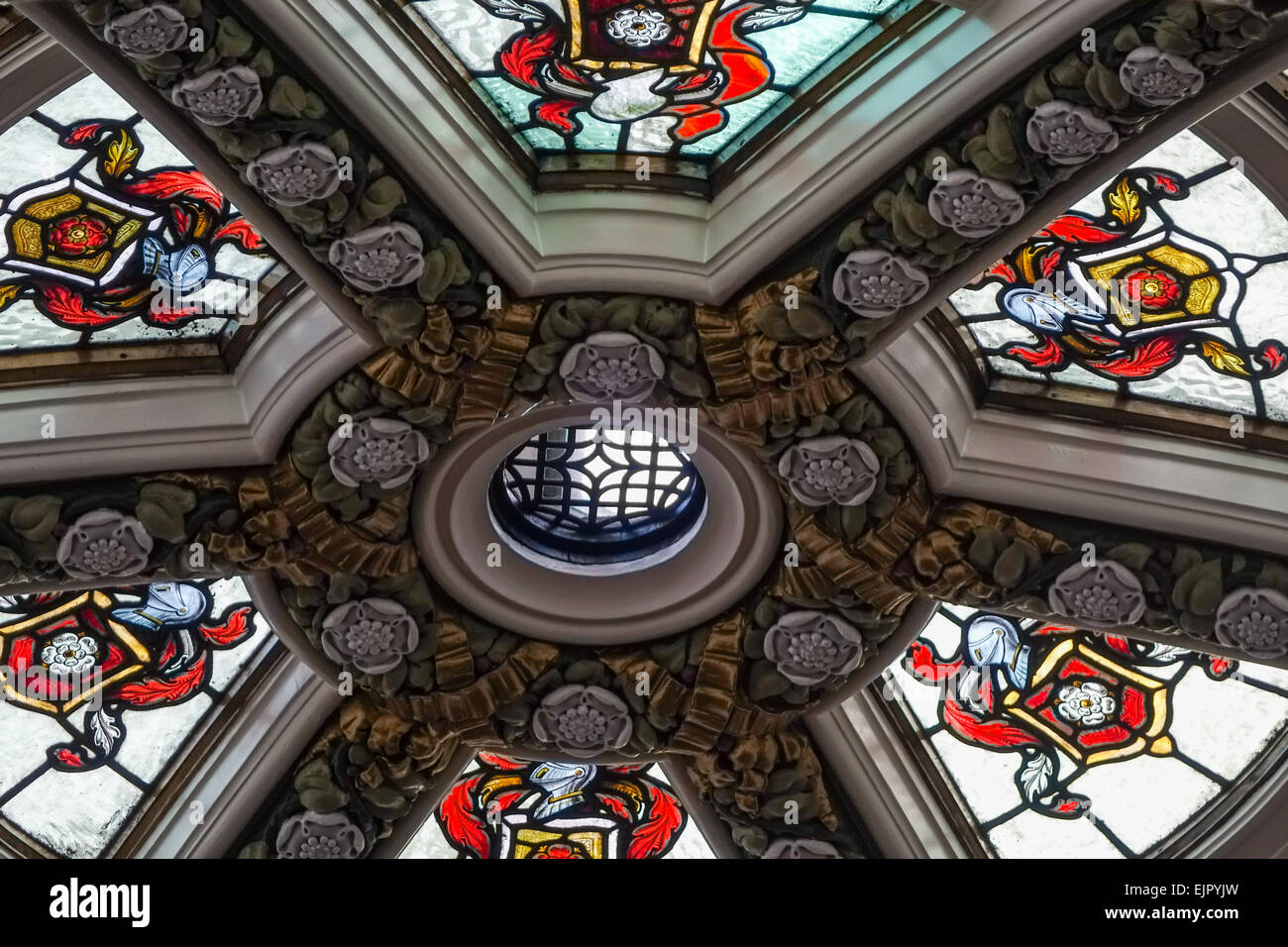 Bradford city hall interior hi-res stock photography and images - Alamy