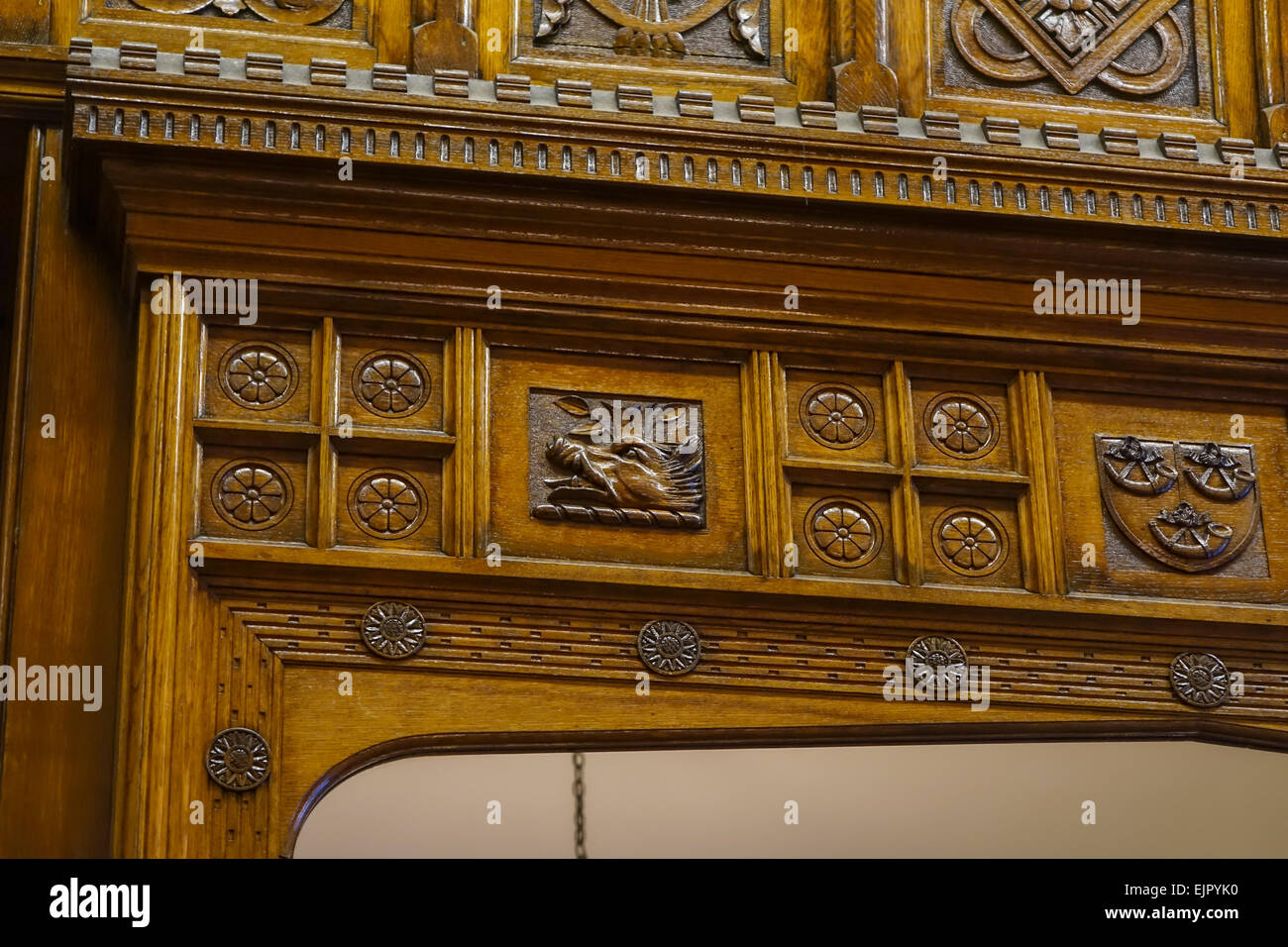 Bradford city hall interior hi-res stock photography and images - Alamy