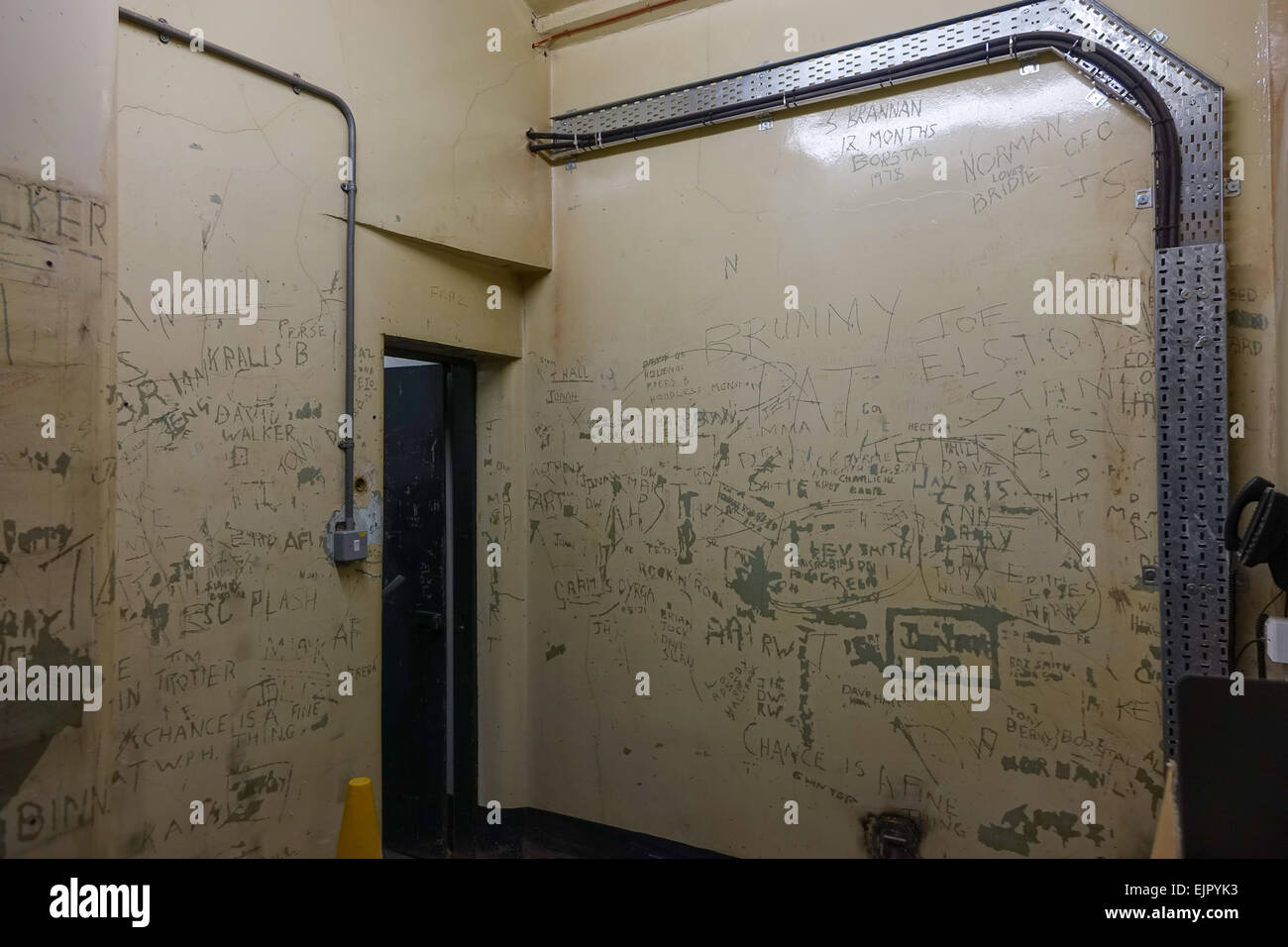Bradford City Hall, or Town Hall as it's known locally, interior views ...
