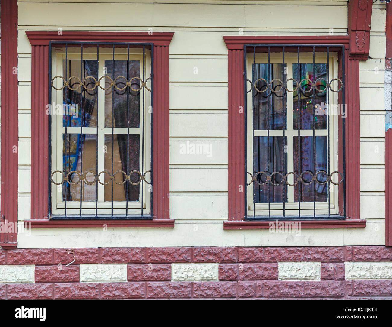 Facade of a building with windows Stock Photo - Alamy