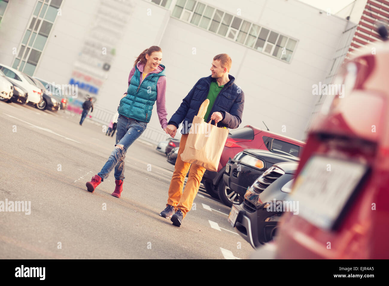 Loving couple shopping bags mall hi-res stock photography and images ...